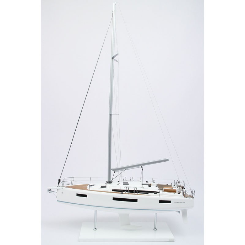 Sailboats models - Jeanneau services & accessories
